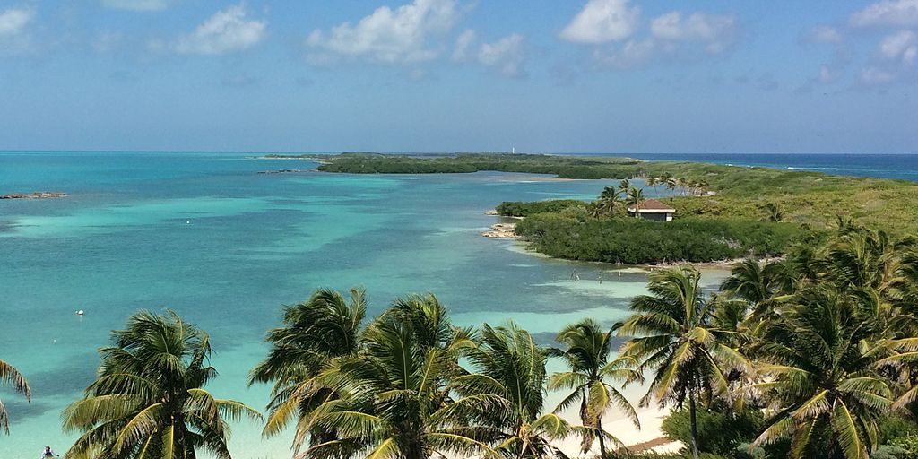 Visit Parque Nacional Isla Contoy - Mansion Mauresque